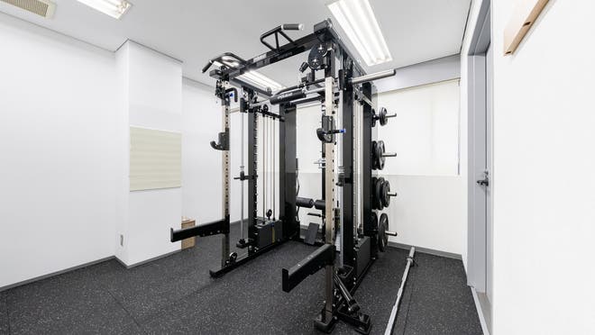 【池袋駅南口5分】1日1回スタッフ完全清掃のハイクオリティレンタルジムの写真4