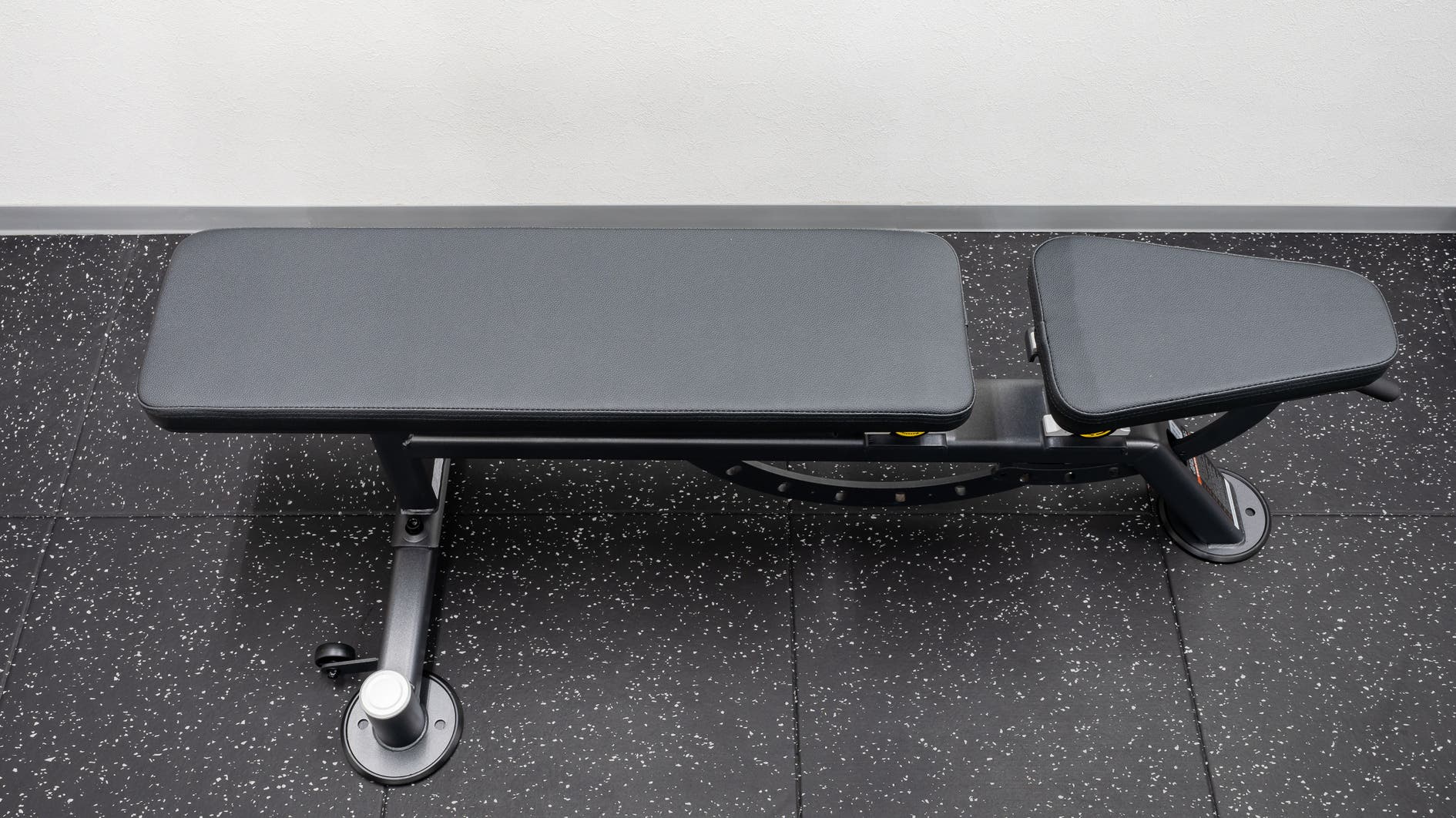 【池袋駅南口5分】1日1回スタッフ完全清掃のハイクオリティレンタルジムの写真9