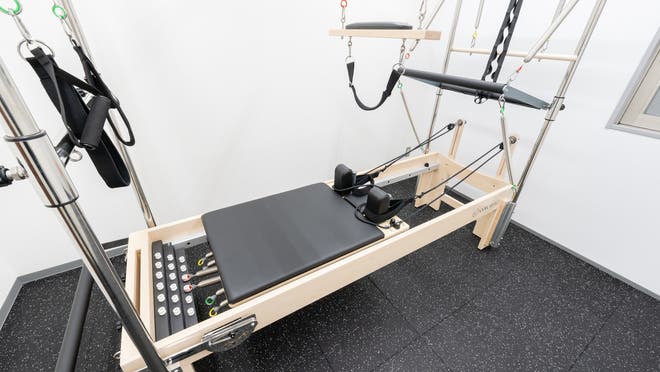 【池袋駅南口5分】駅近&備品充実!最高品質な”マシン”ピラティススタジオの写真4