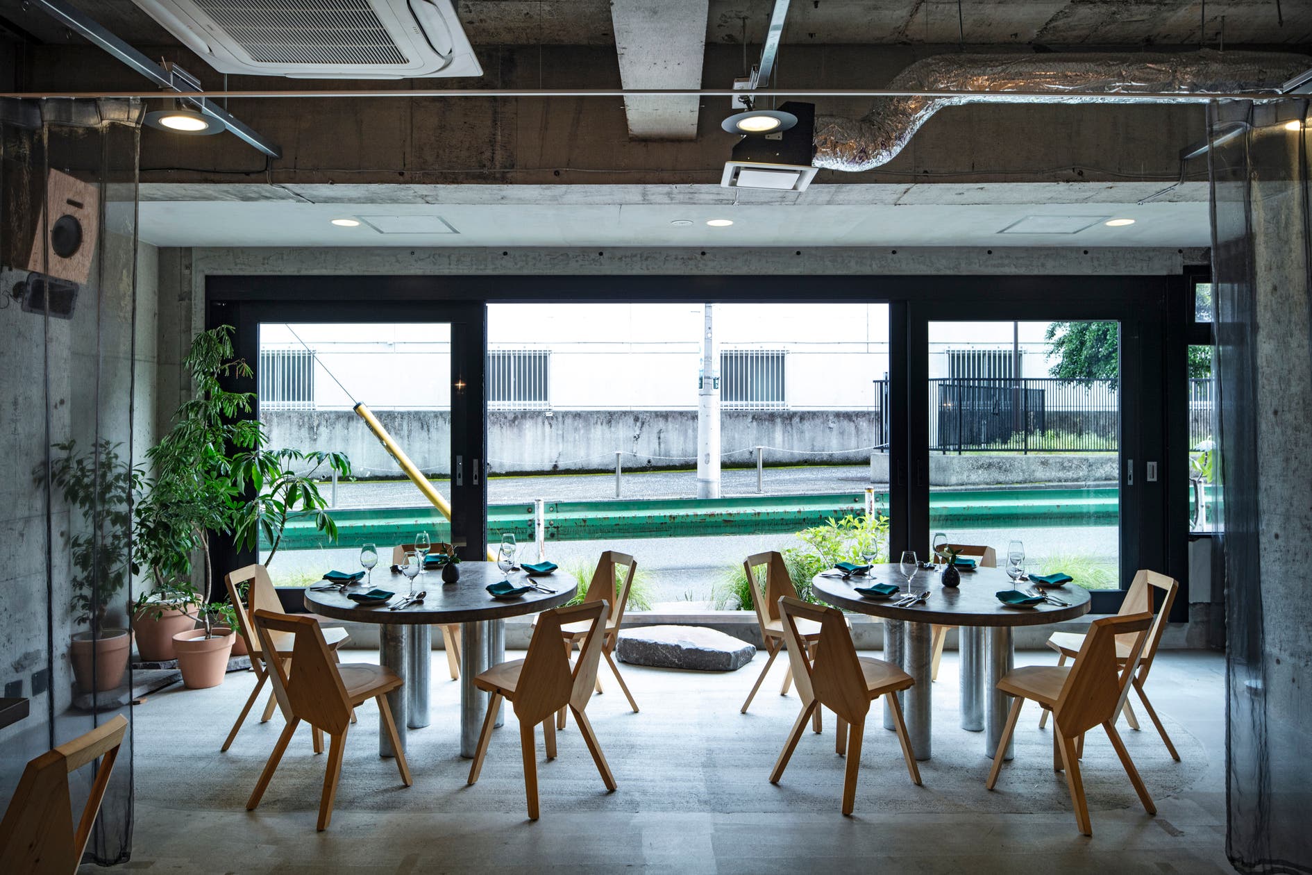 ・池尻大橋駅徒歩3分｜自然光と素材感のあるバー・カフェ・レストランスペースの写真19