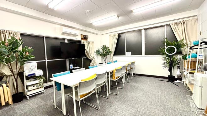 大手町A2🚶♀️神田駅西口🚶♀️3分🍀24時間利用可🍀 会議/勉強会/ボードゲーム/研修/設備無料✨1日プラン✨の写真1