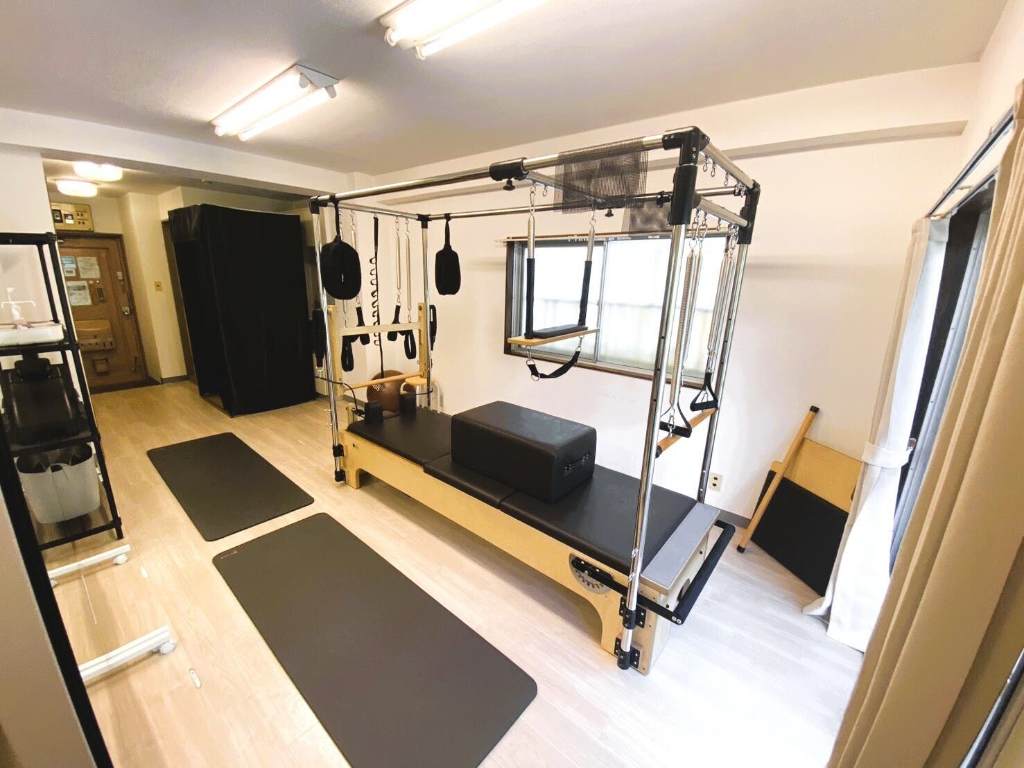 【代々木公園4分】ピラティスマシンレンタルスタジオ | キャフォーマー/プロップス完備！ | 初回限定プラン1,650円の写真1