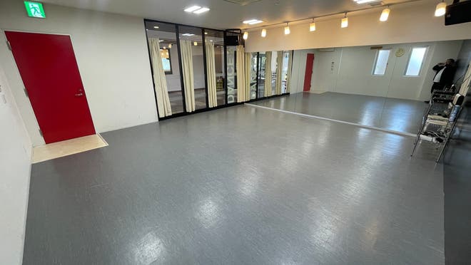 【熊本市】個人練習・少人数に最適!集中できるダンス個室。駐車所完備の写真1