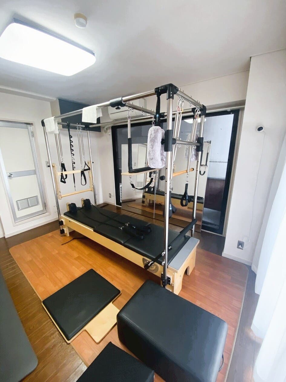 ピラティスマシン完備 中野駅徒歩1分 レッスン/自主練/個人利用 🌈マット/ボール/リング充実設備の写真2