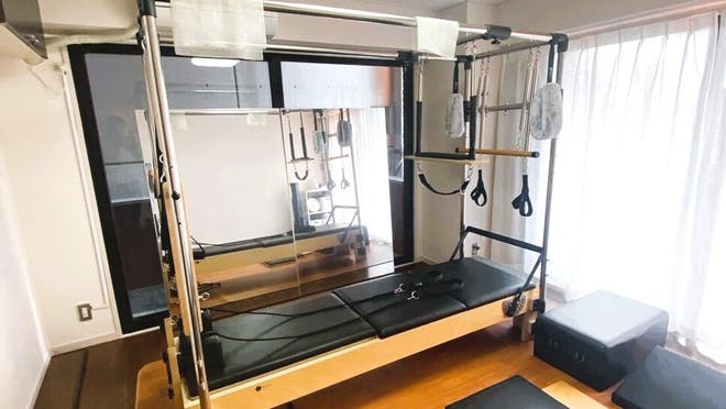 ピラティスマシン完備 中野駅徒歩1分 レッスン/自主練/個人利用 🌈マット/ボール/リング充実設備の写真3