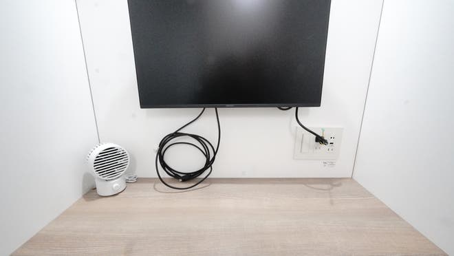 <SpemaBOX_渋谷神南一丁目No.1>1人用個室🚪光回線Wi-Fi📶電源🔌モニター🖥️テレワーク/オンライン会議の写真2