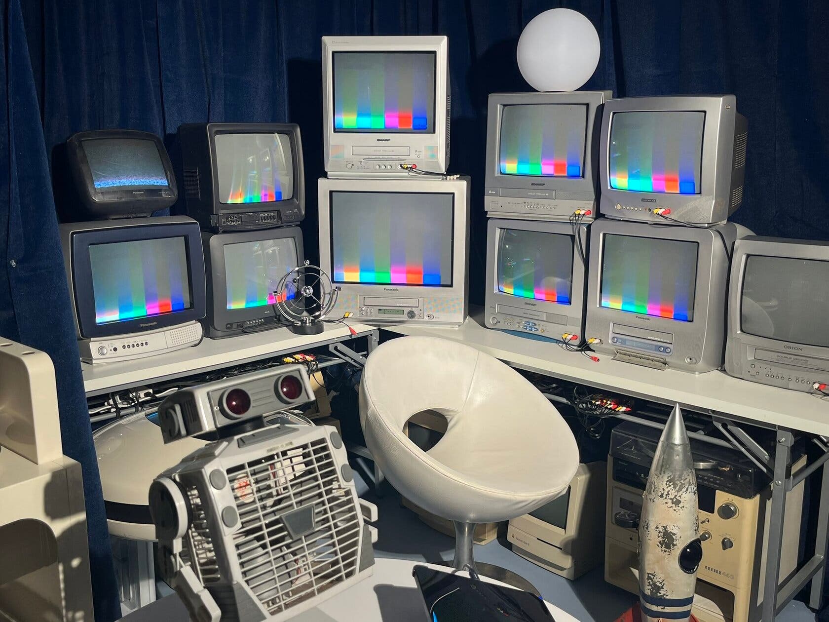 平成/SF/ブラウン管/遊園地/スペースエイジ/白壁/商店街/コスプレ/MV/前撮り/かわいい/ペット可/商店街/蒲田駅徒歩2分の写真6