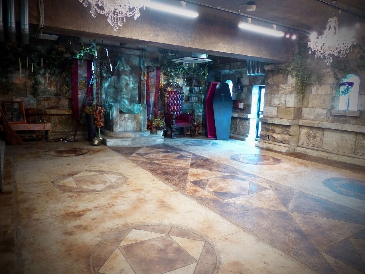 秋葉原1分｜準備現状回復不要｜120型モニタ・音響無料｜Wi-Fi｜セミナー・研修～懇親会まで可能｜最大50名【王宮の魔法学校】の写真26