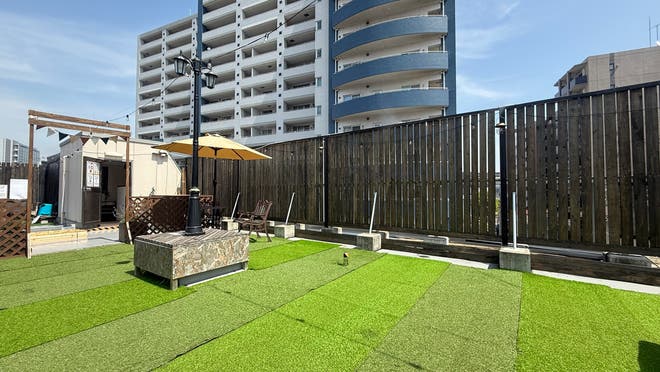 八丁畷駅徒歩1分でBBQ🍖ベストシーズン到来👍大満足6時間プランが人気💯ミスト&扇風機で快適👌春休み&GW予約受付中‼️の写真3