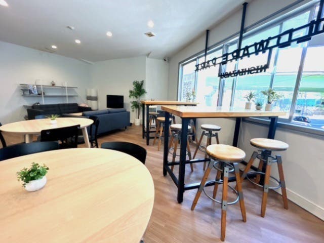 【【100㎡×30名】六本木の広々イベントスペース｜撮影実績あり｜交流会・セミナー・パーティーに◎の写真2