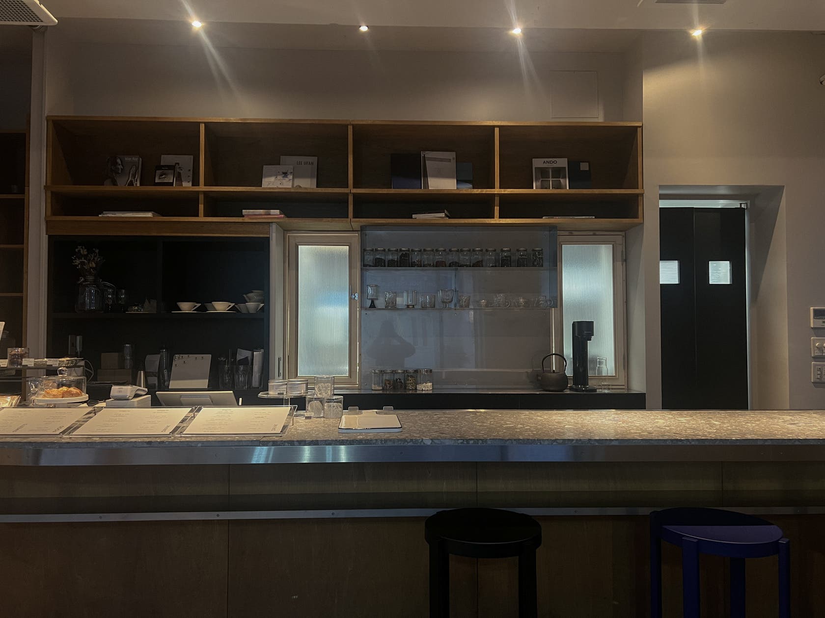 西永福駅1分｜大きな窓と天然石カウンターの海外風カフェ｜撮影・間借り営業可◎の写真7