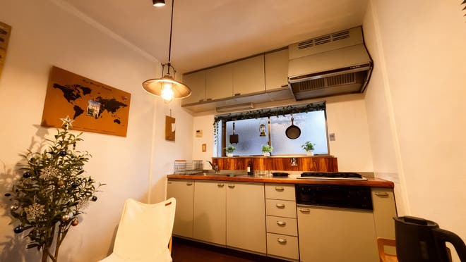 駅から徒歩2分で室内キャンプの写真10