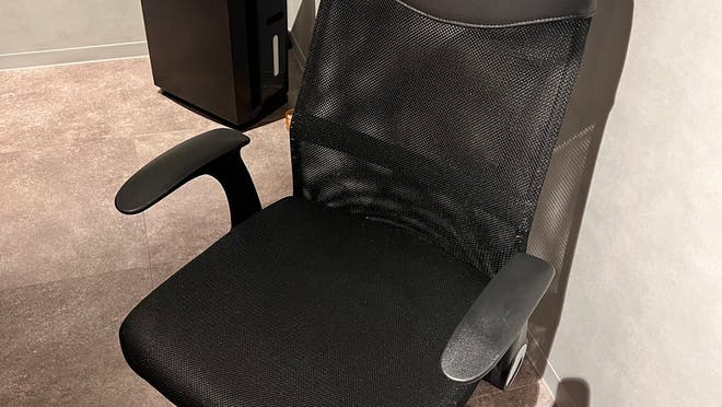 【¥561/1h】上野駅近・モニター付き鍵付き完全個室/テレワーク・Web会議向け(3009)の写真5