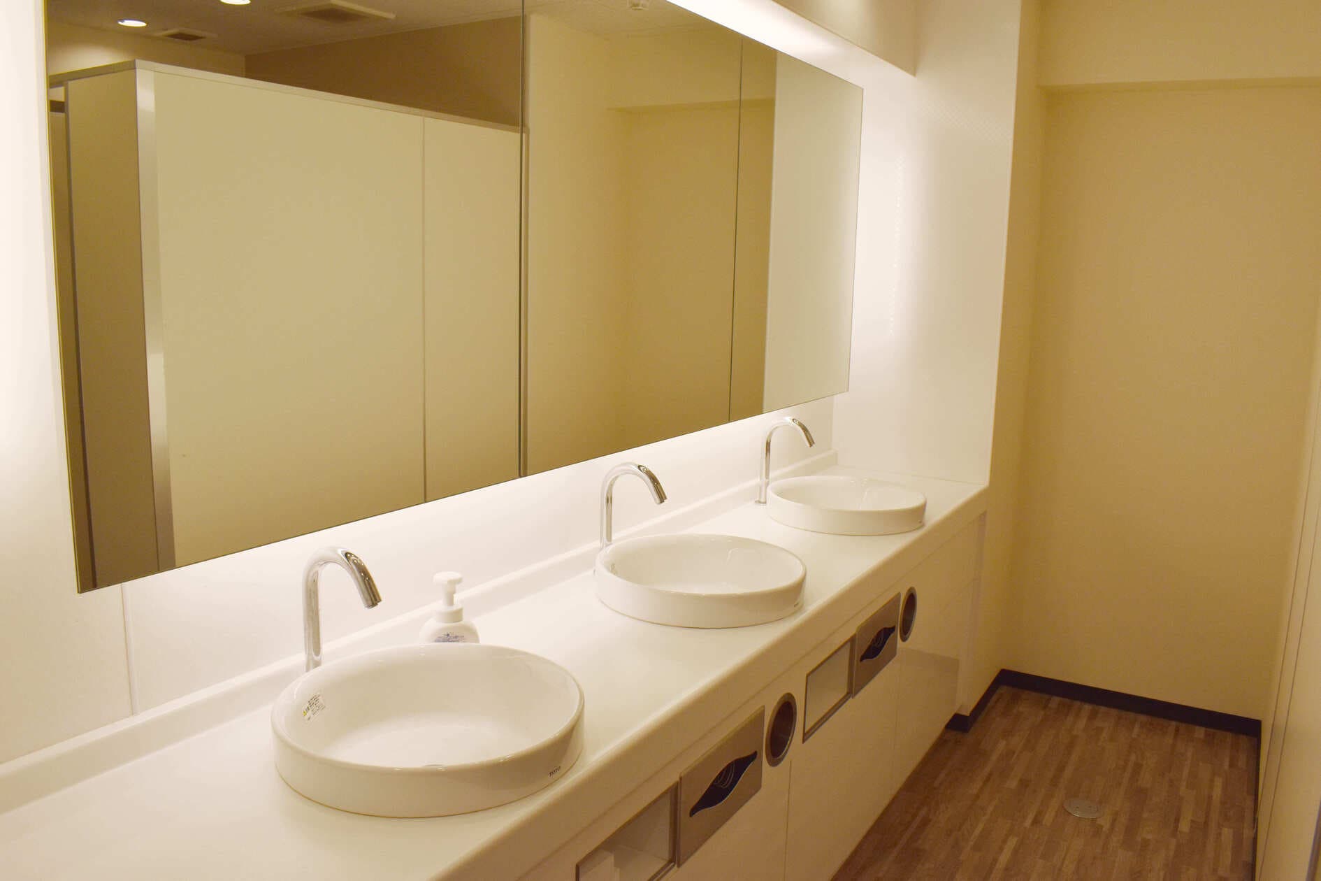 【¥561/1h】上野駅近・モニター付き鍵付き完全個室／テレワーク・Web会議向け（3009）の写真20