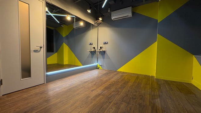 【BUZZ吉祥寺】203スタジオの写真1