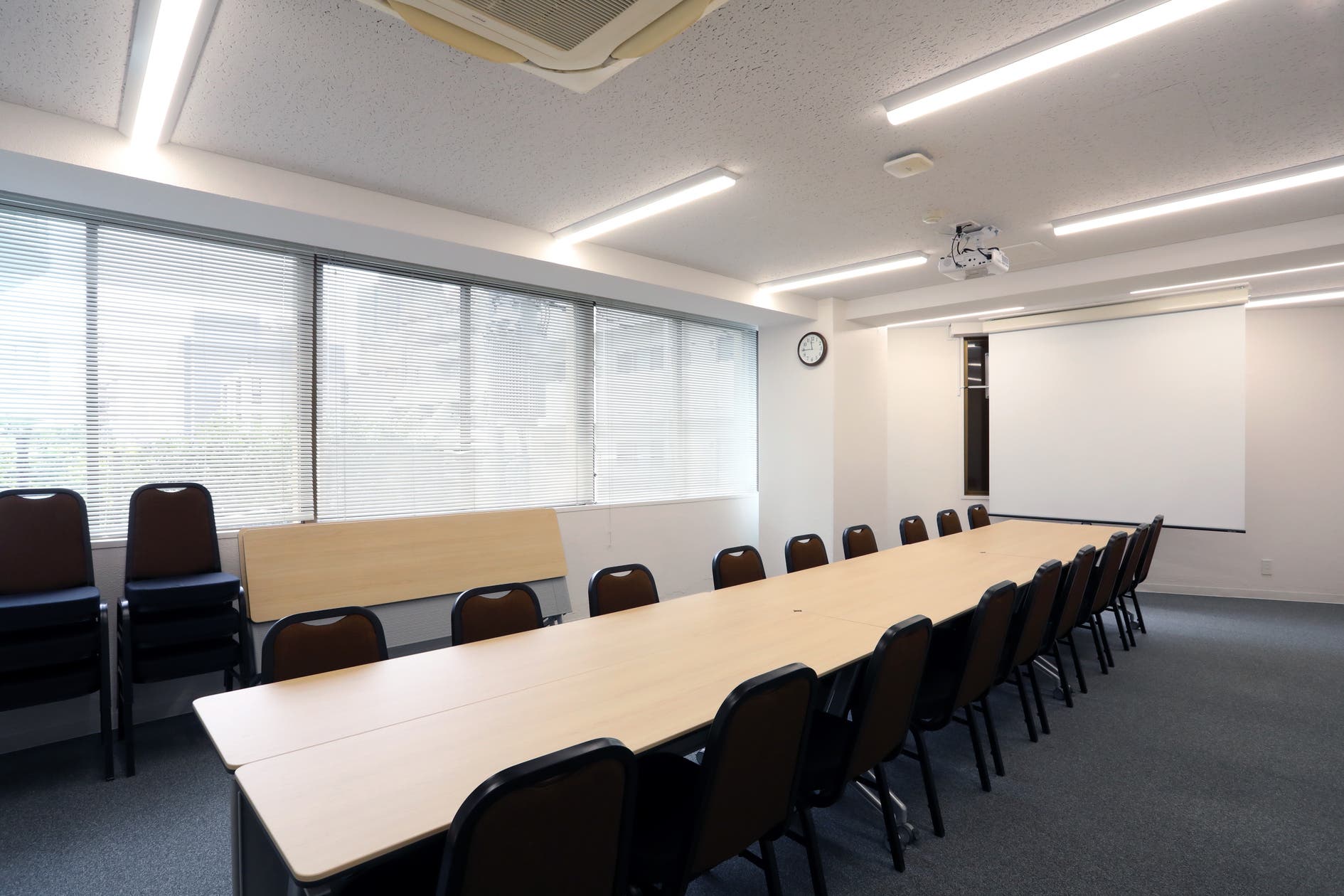 【青山一丁目303号室】2026/4/1　OPEN✨駅近🚃飲食持ち込み可能🍱プロジェクター・スクリーン・マイク無料🎤の写真5