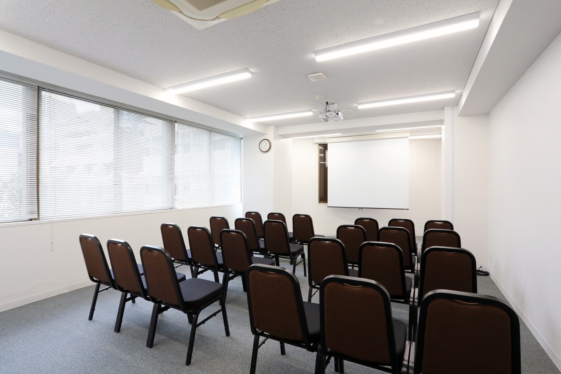 【青山一丁目303号室】2026/4/1　OPEN✨駅近🚃飲食持ち込み可能🍱プロジェクター・スクリーン・マイク無料🎤の写真7