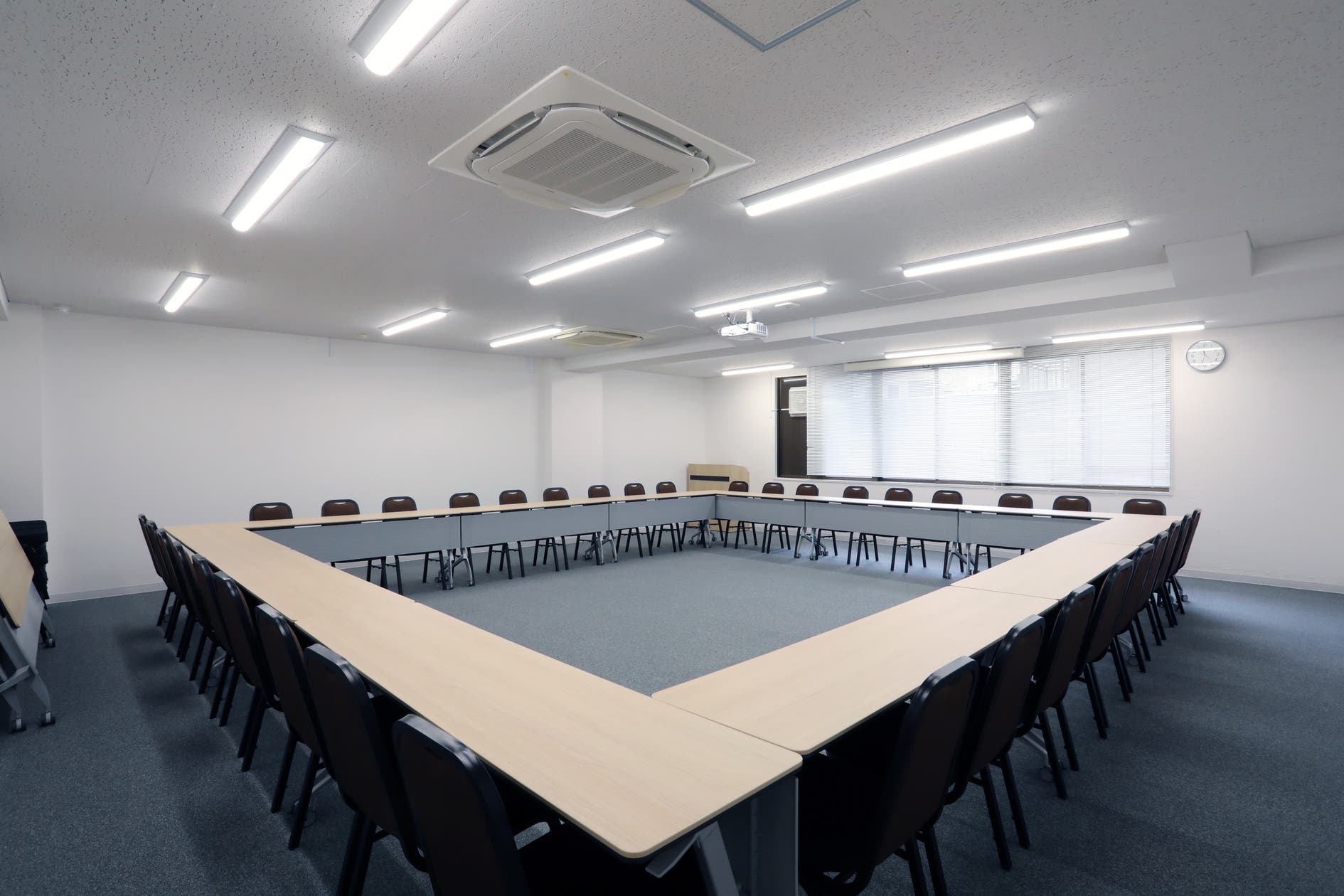 【青山一丁目304号室】2026/4/1　OPEN✨ 駅近🚃飲食持ち込み可能🍱プロジェクター・スクリーン・マイク無料🎤の写真7