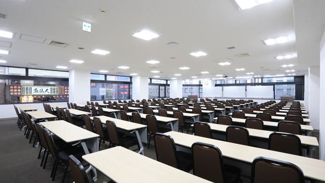 【新橋駅前301号室】2026/4/1 OPEN✨ 駅近🚃飲食持ち込み可能🍱マイク/プロジェクター/スクリーン無料!の写真1