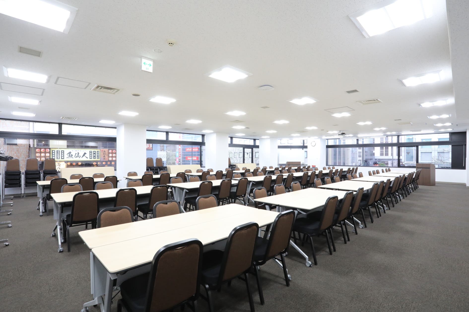 【新橋駅前301号室】2026/4/1　OPEN✨ 駅近🚃飲食持ち込み可能🍱マイク/プロジェクター/スクリーン無料!の写真6