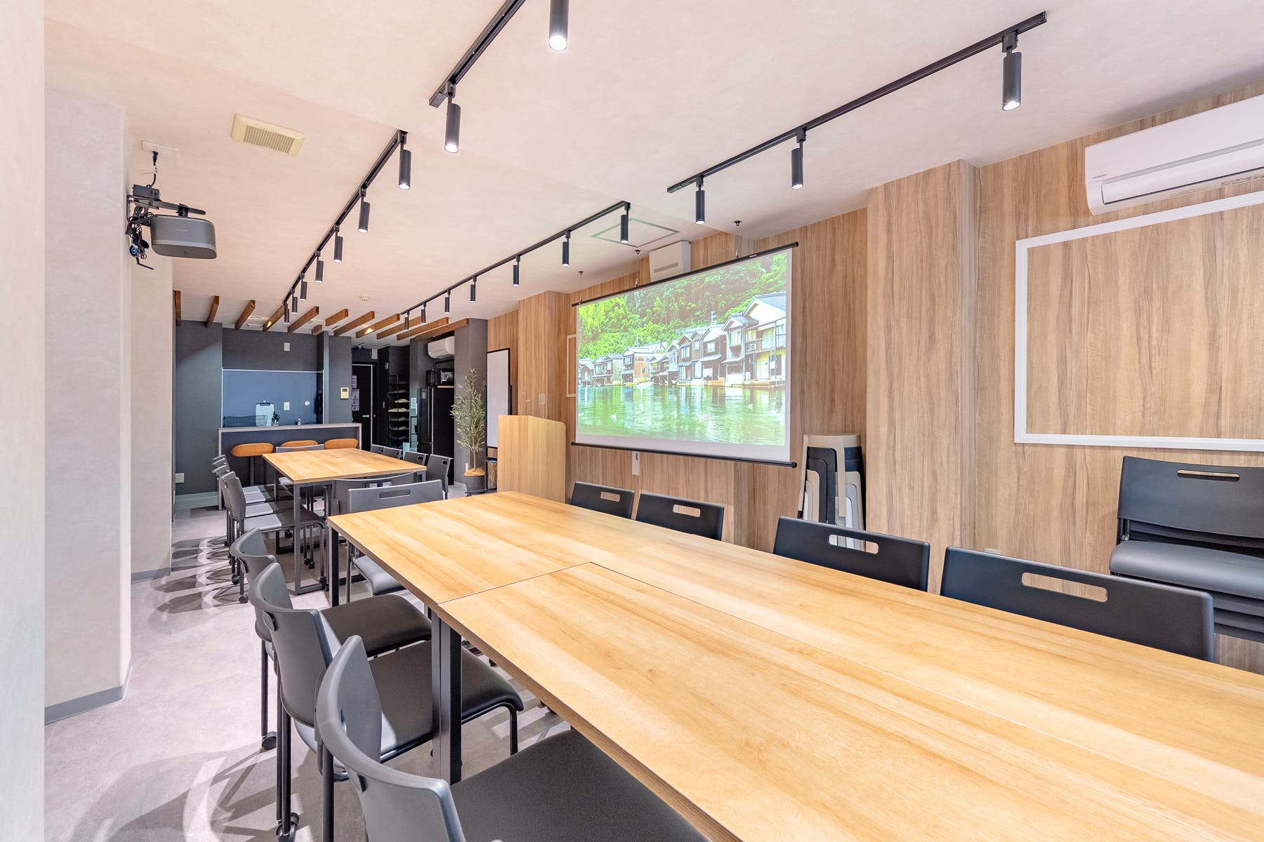 スペモ🏘️駅前ビル🏢✨会議💎飲み会🍻サテライトオフィス🏢撮影🎥セミナー⌨️841_SpemoLOUNGE新宿御苑前の写真12