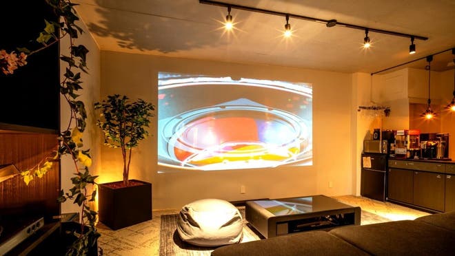 大人の秘密基地シアター|大画面で鑑賞🎬|パーティー・推し活・撮影・女子会・ゆったりデート|の写真7