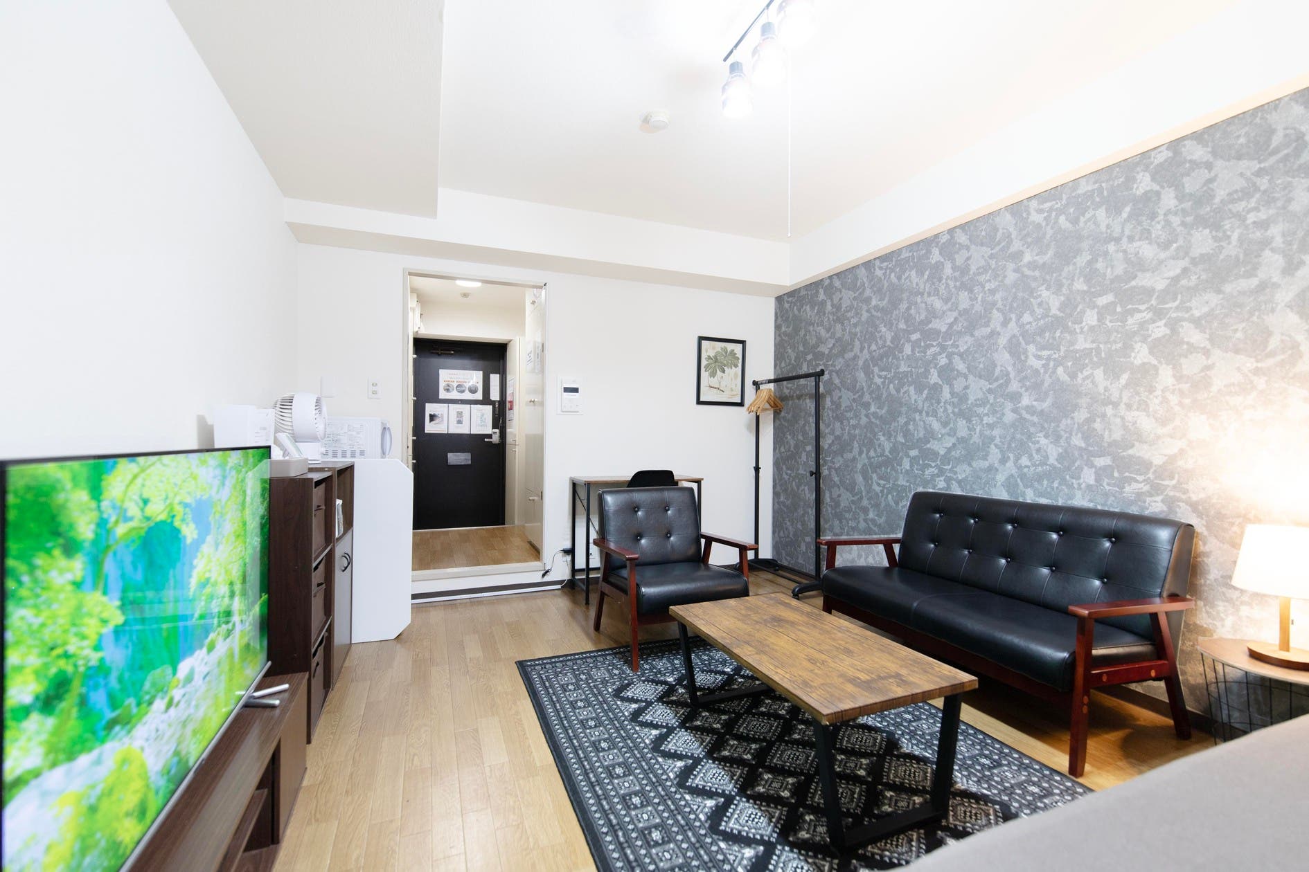 ✨地域最安値挑戦✨【札幌駅徒歩6分】50型TVで大人気ゲームに動画鑑賞📺『402』の写真2