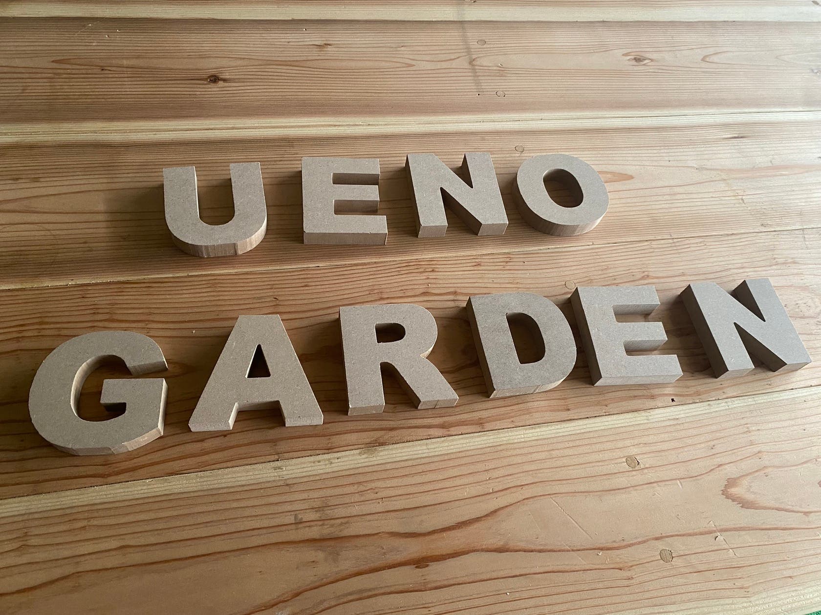 揖保川の支流、引原川を臨む約2200㎡の敷地を貸切でお使いいただけますの写真2