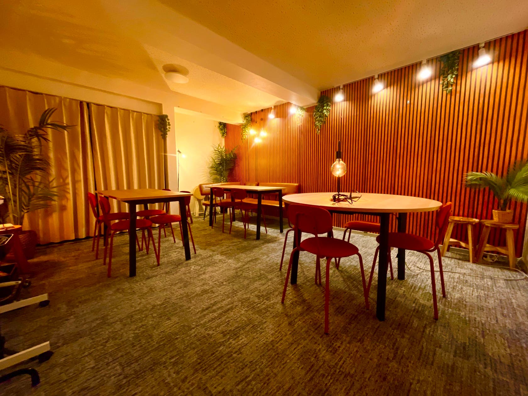 4月超絶特価中【大井町3分！】飲食🍺可！最大18名/無料Wifi/パーティ・歓送迎会・会議・セミナー・撮影・女子会・ボドゲ等！の写真1