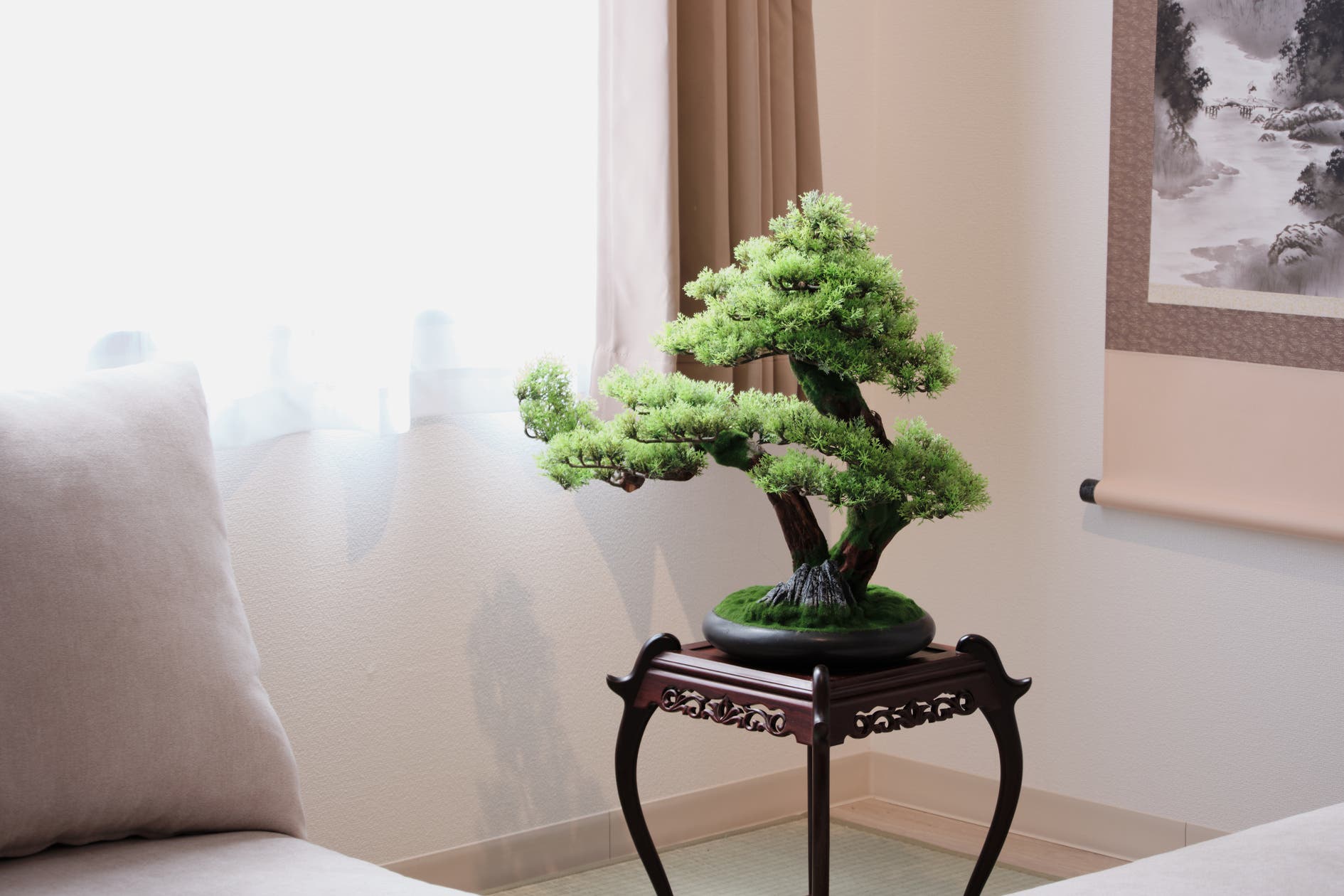 盆栽と掛け軸が迎える畳×ソファの和空間｜市ヶ谷5分｜最大24名・パーティー/撮影/会議の写真6