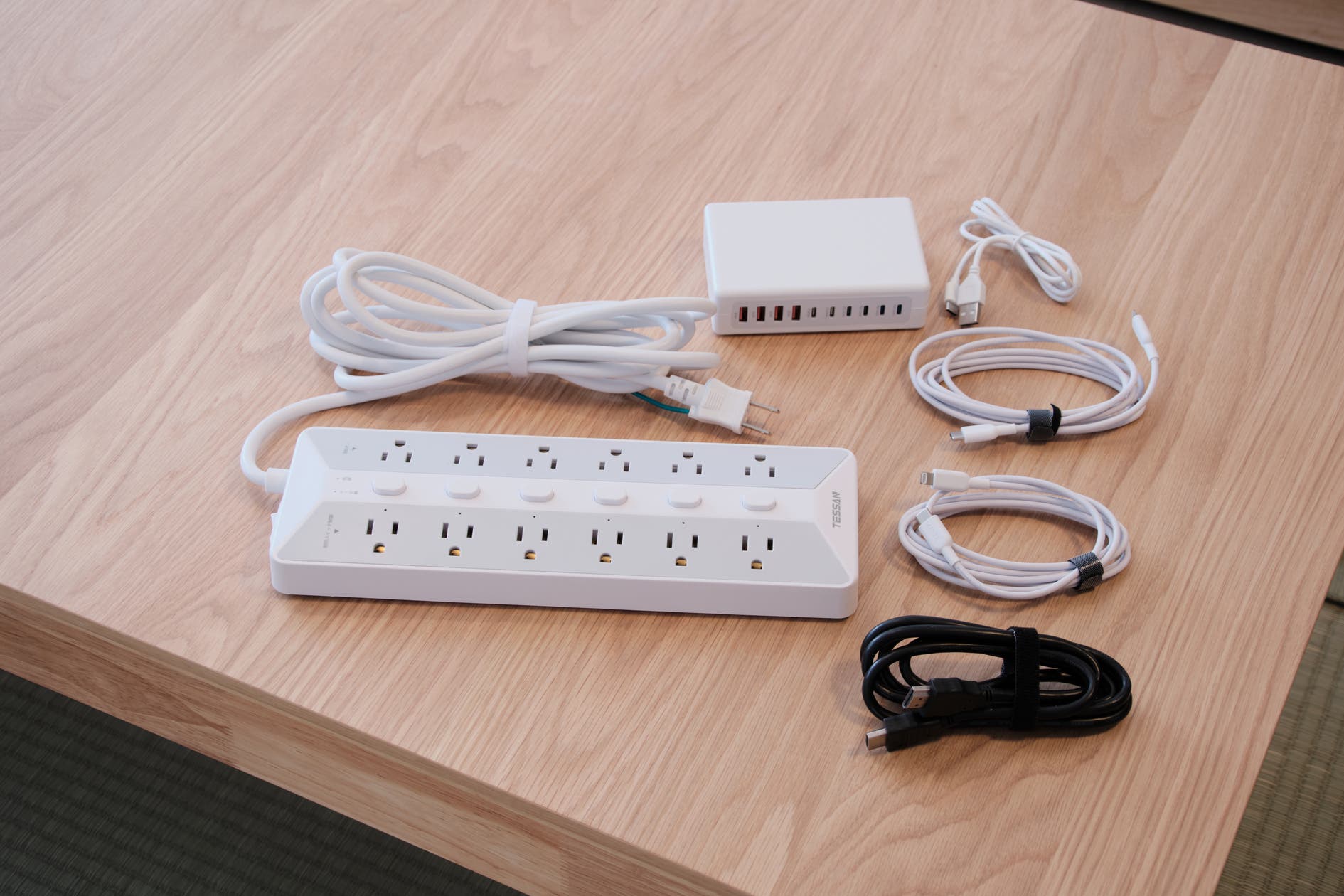 盆栽と掛け軸が迎える畳×ソファの和空間｜市ヶ谷5分｜最大24名・パーティー/撮影/会議の写真15