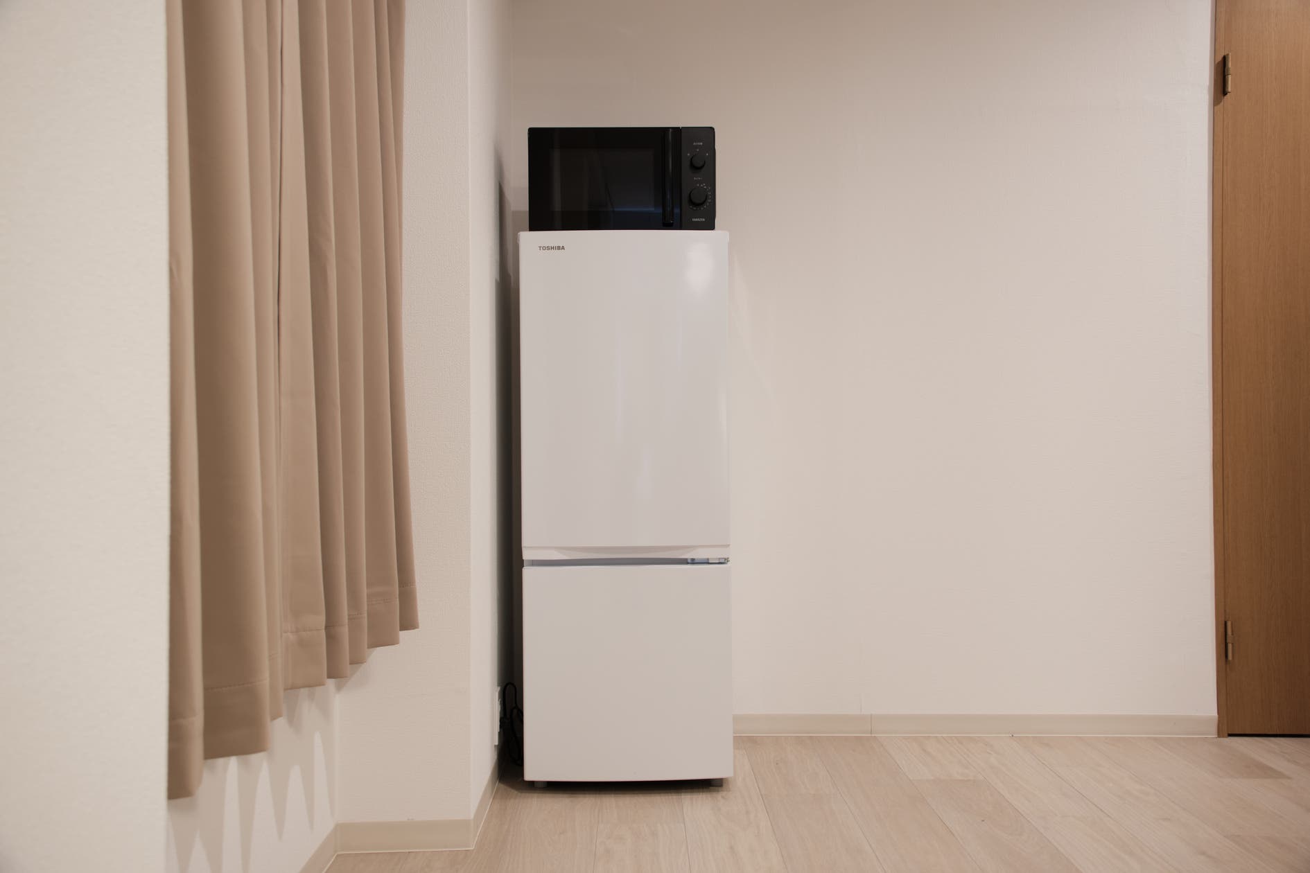 盆栽と掛け軸が迎える畳×ソファの和空間｜市ヶ谷5分｜最大24名・パーティー/撮影/会議の写真16