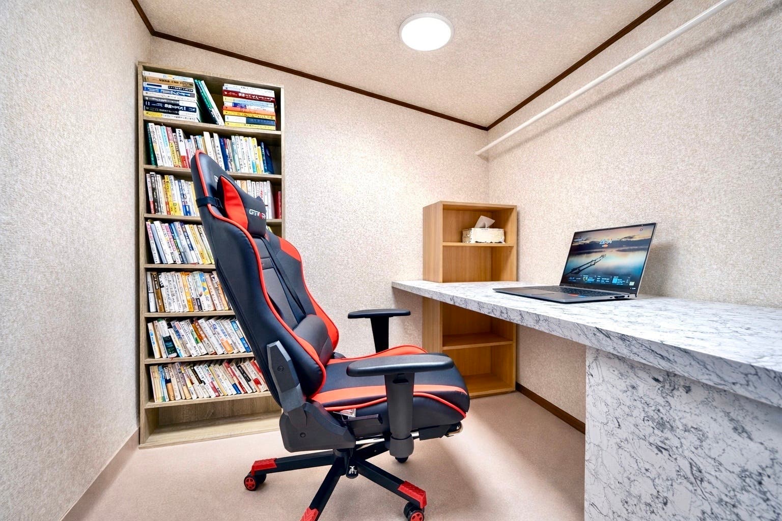 リモート・勉強等（一ノ割駅徒歩3分）の写真1