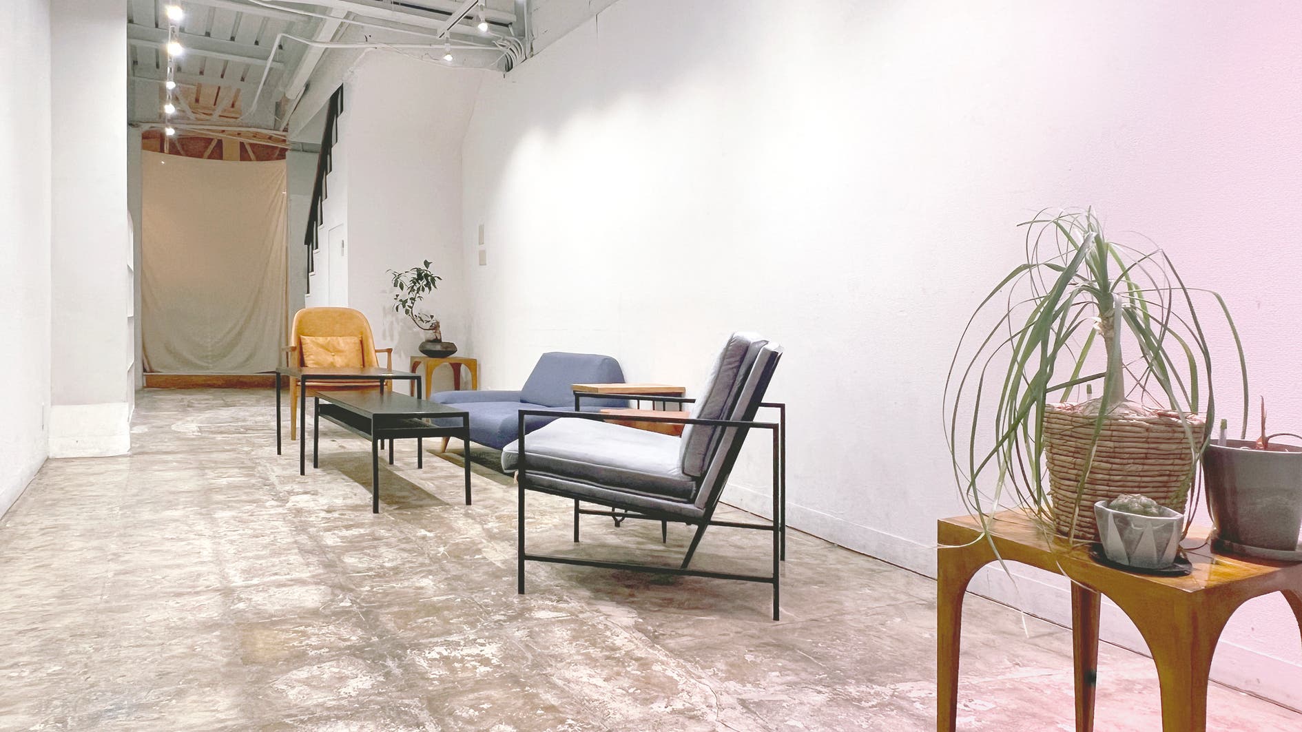 【馬喰町徒歩1分】倉庫を1棟リノベーションした格安おしゃれギャラリー（Bスペース2フロア50㎡）の写真3