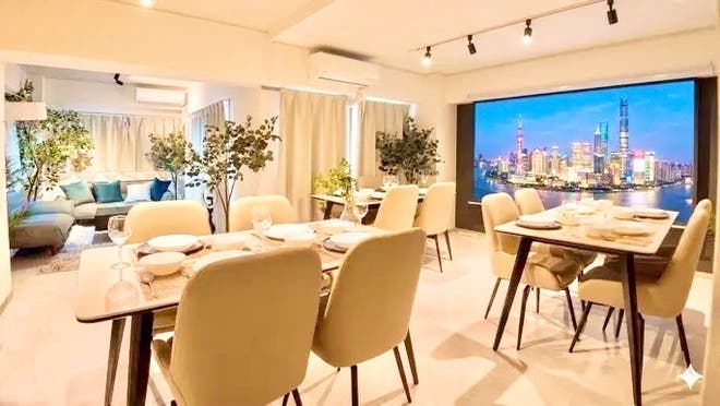 浜松町駅徒歩5分程🚶♂️100㌅大画面スクリーン◎プロジェクター有🎥交流会・懇親会✨女子会・推し活・歓迎会🌟撮影・会議◎の写真1