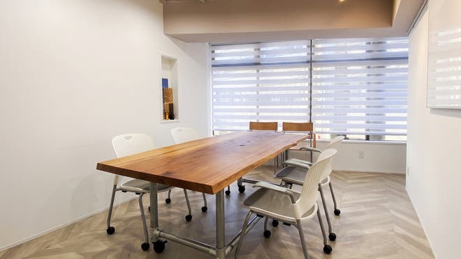 東松原駅から徒歩1分のコワーキングスペース・会議室の写真1