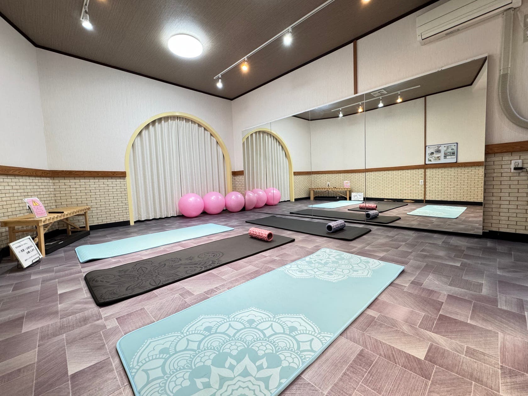 💃船町ダンススタジオ💃【studio船町】💃🎯福山駅徒歩8分🎯5人収容✨23時まで営業✨無料wifi🌈楽器相談🎵の写真1