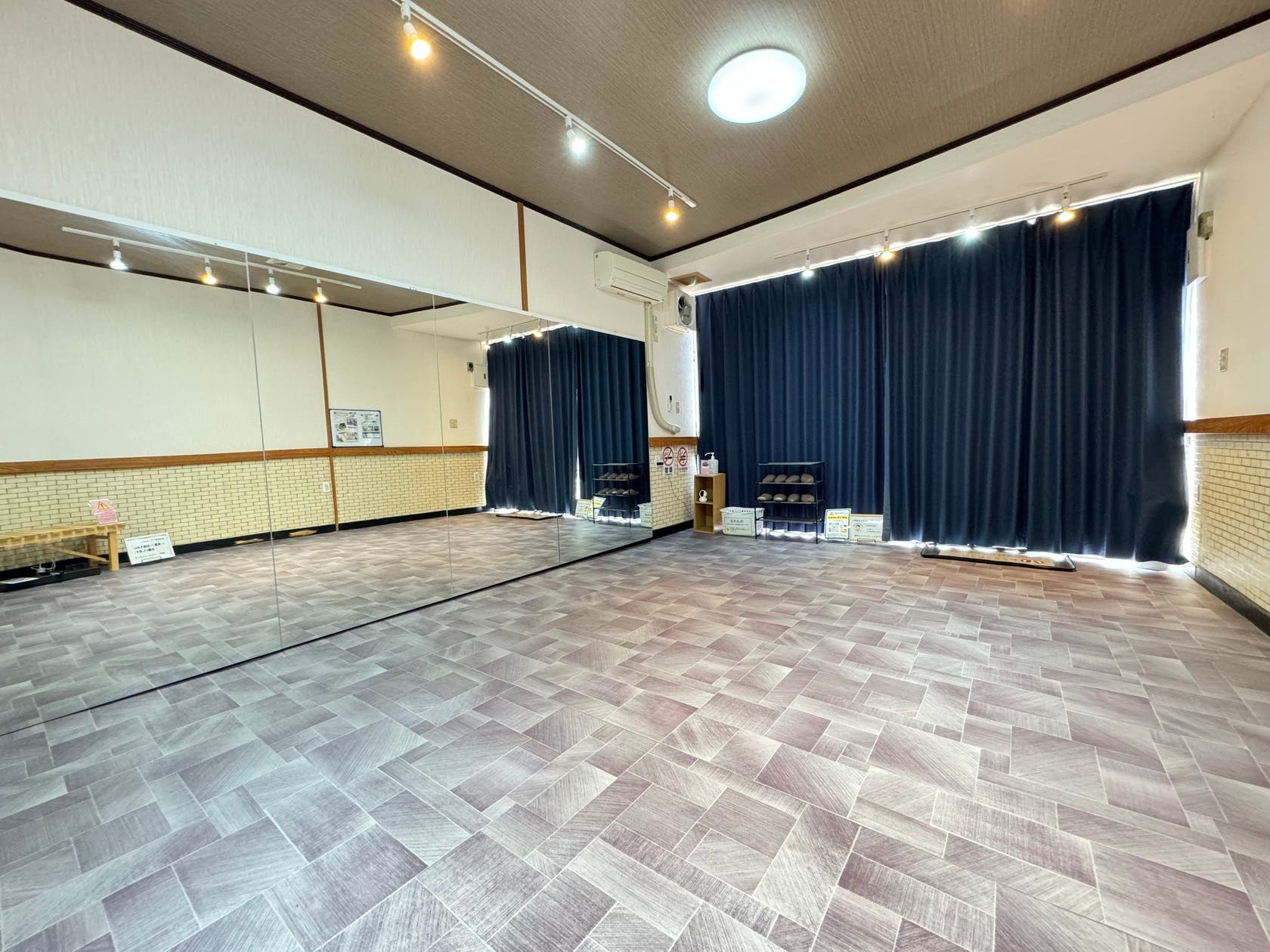 💃船町ダンススタジオ💃【studio船町】💃🎯福山駅徒歩8分🎯5人収容✨23時まで営業✨無料wifi🌈楽器相談🎵の写真5