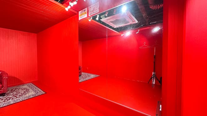 ベストホスト運営✨Tiktok撮影に最適なレンタルスペース・ダンススタジオ!動画撮影【3F】ベースカラー:レッドの写真4