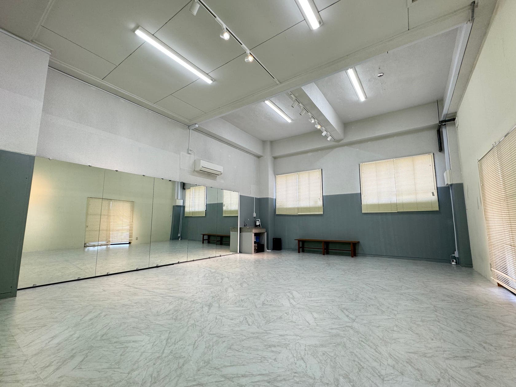 💃王子町ダンススタジオ💃【studio王子町】🎯ゆめタウン福山徒歩5分🎯無料🅿10人収容/天井高い/楽器相談🎵の写真1