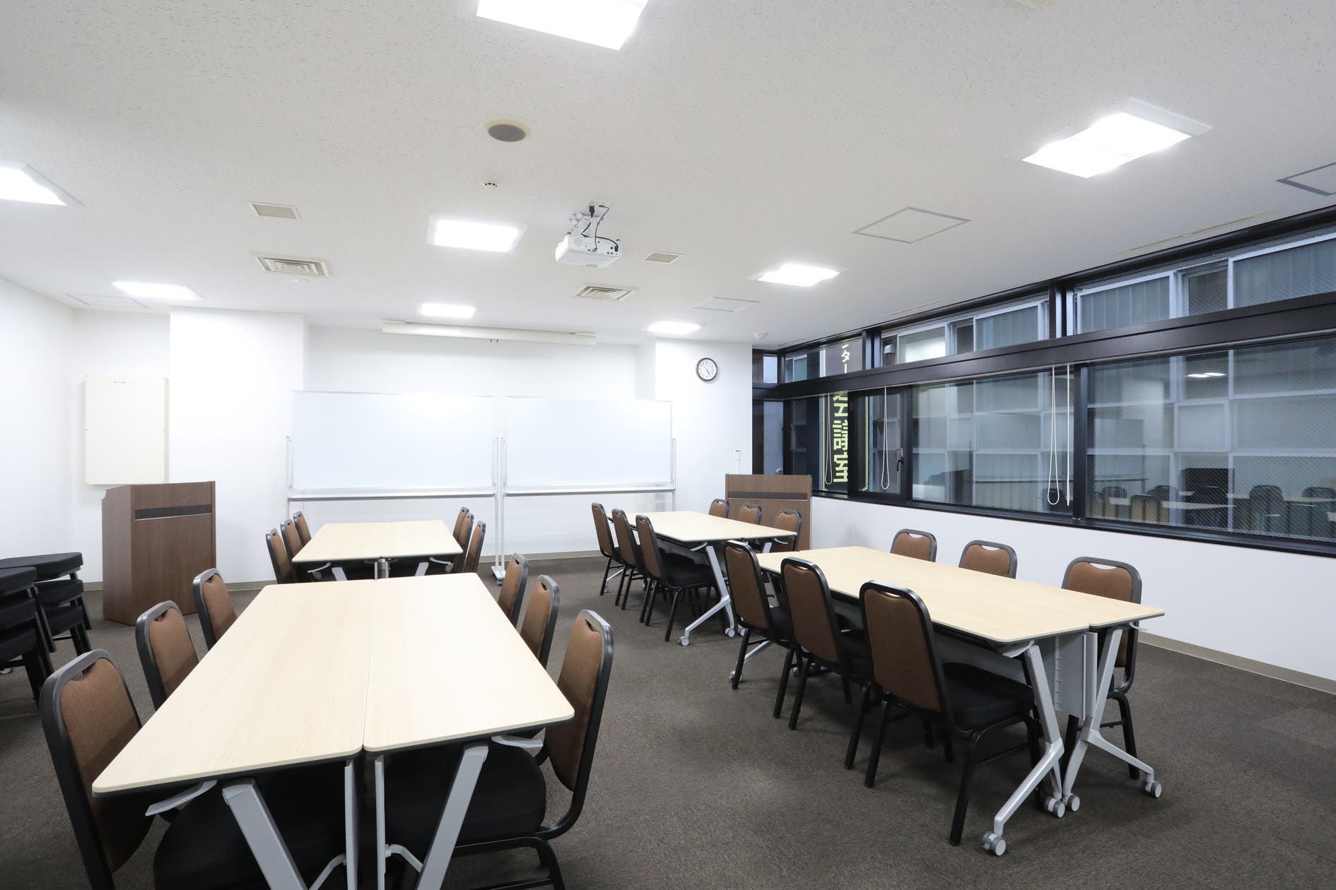 【新橋駅前302号室】2026/4/1　OPEN✨ 駅近🚃飲食持ち込み可能🍱自由レイアウトの写真5