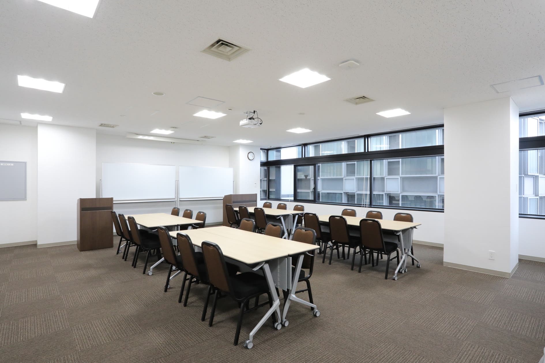 【新橋駅前504号室】2026/4/1　OPEN✨ 駅近🚃飲食持ち込み可能🍱自由レイアウトの写真5