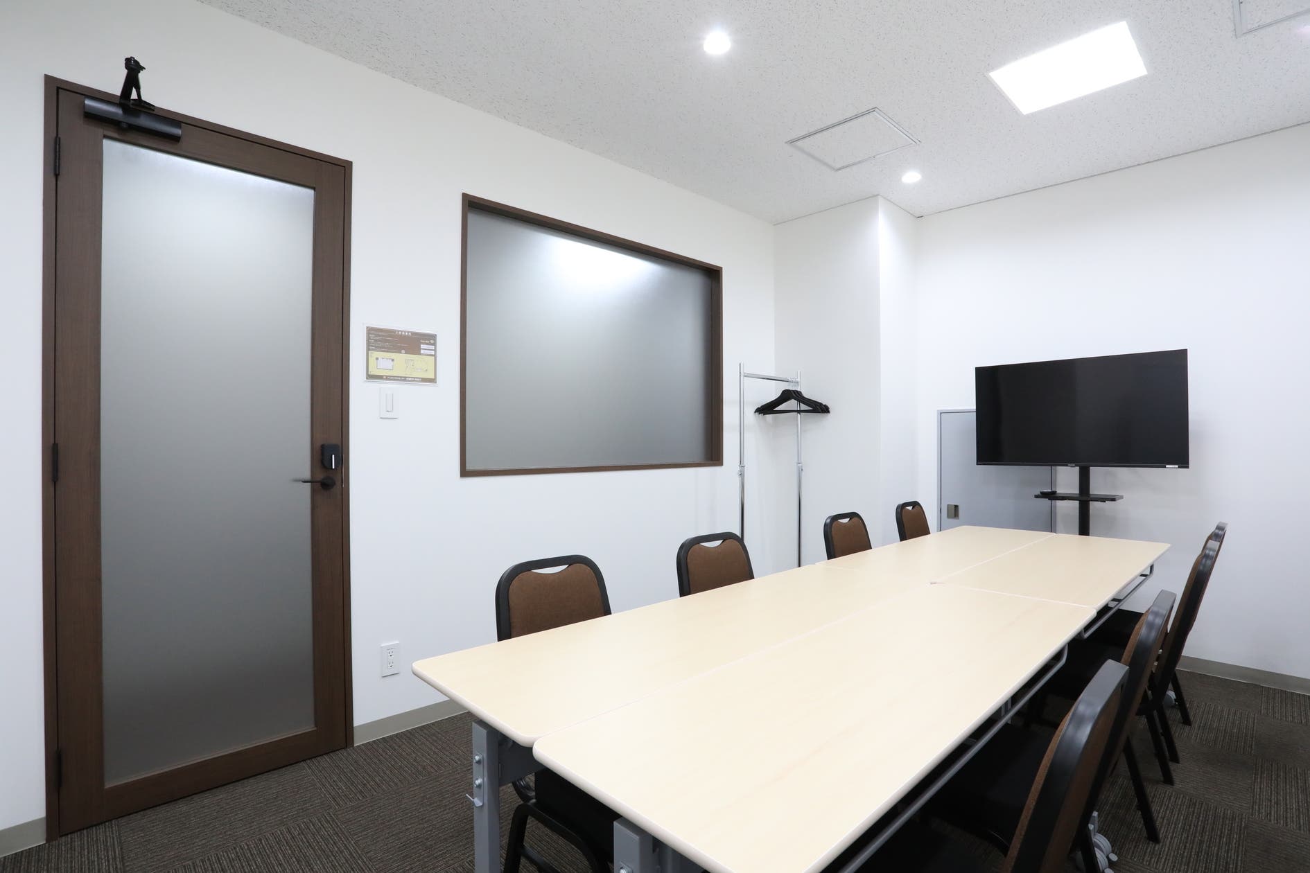 【新橋駅前502号室】2026/4/1　OPEN✨ 駅近🚃飲食持ち込み可能🍱の写真1