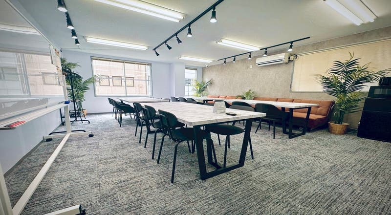 NEW【八丁堀駅2分！宝町駅3分！】最大24名着席/無料Wifi/会議・撮影・女子会・ボドゲ・パーティ・商談等！飲食🍺🍷可！