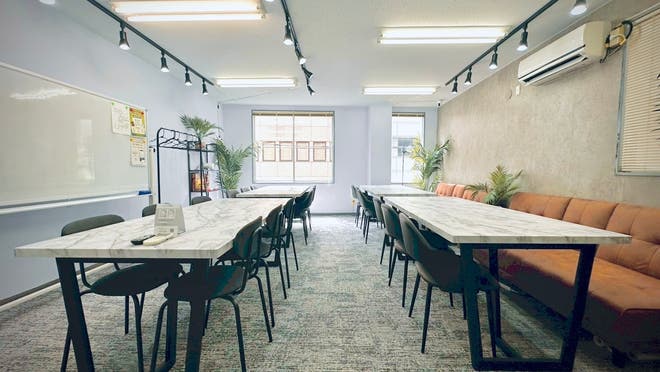 NEW【八丁堀駅2分!宝町駅3分!】最大24名着席/無料Wifi/会議・撮影・女子会・ボドゲ・パーティ・商談等!飲食🍺🍷可!の写真3