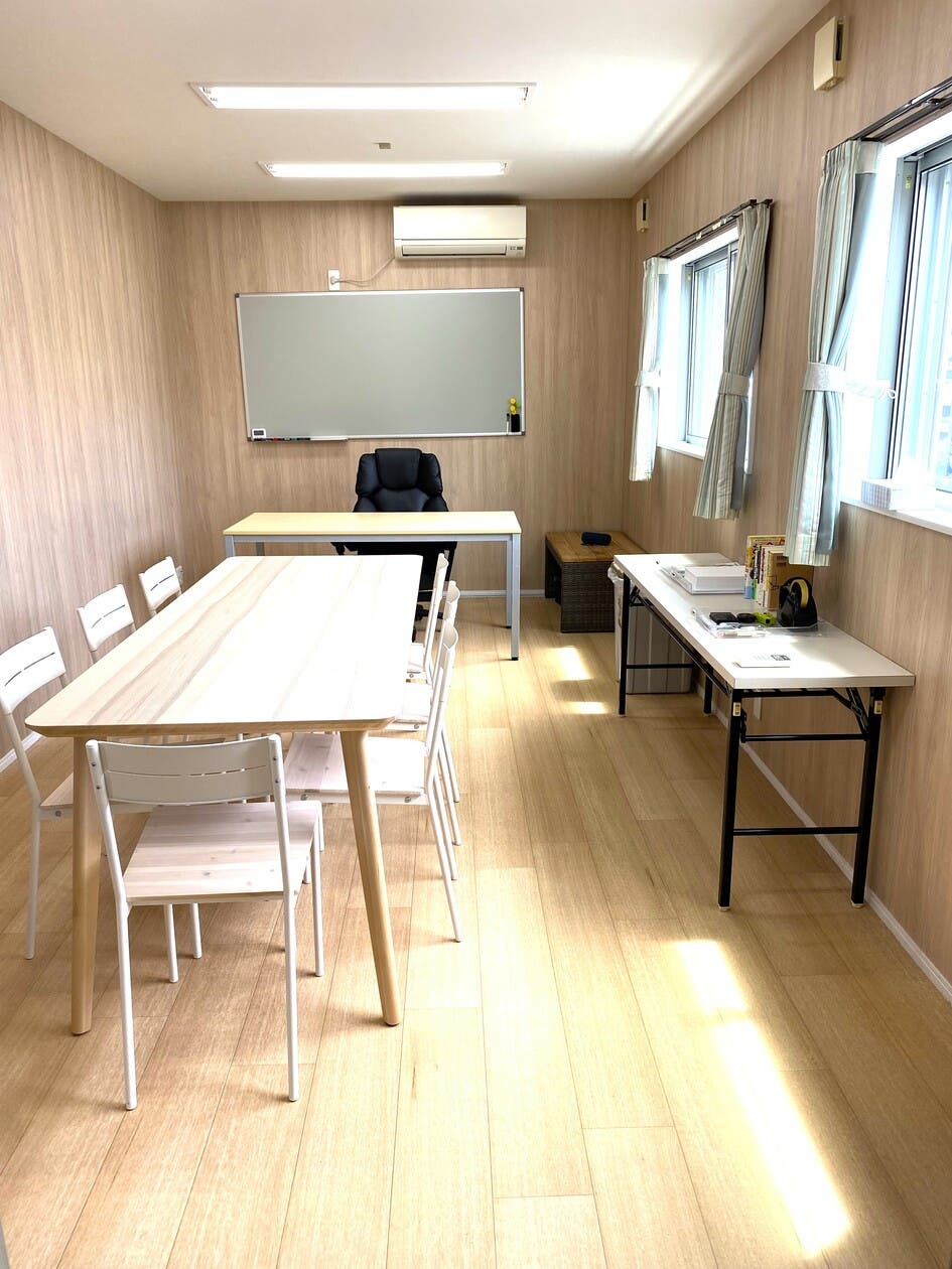 堺市駅5分・堺東駅10分｜Wi-Fi完備の貸会議室｜自習・打ち合わせ・少人数利用に◎の写真5