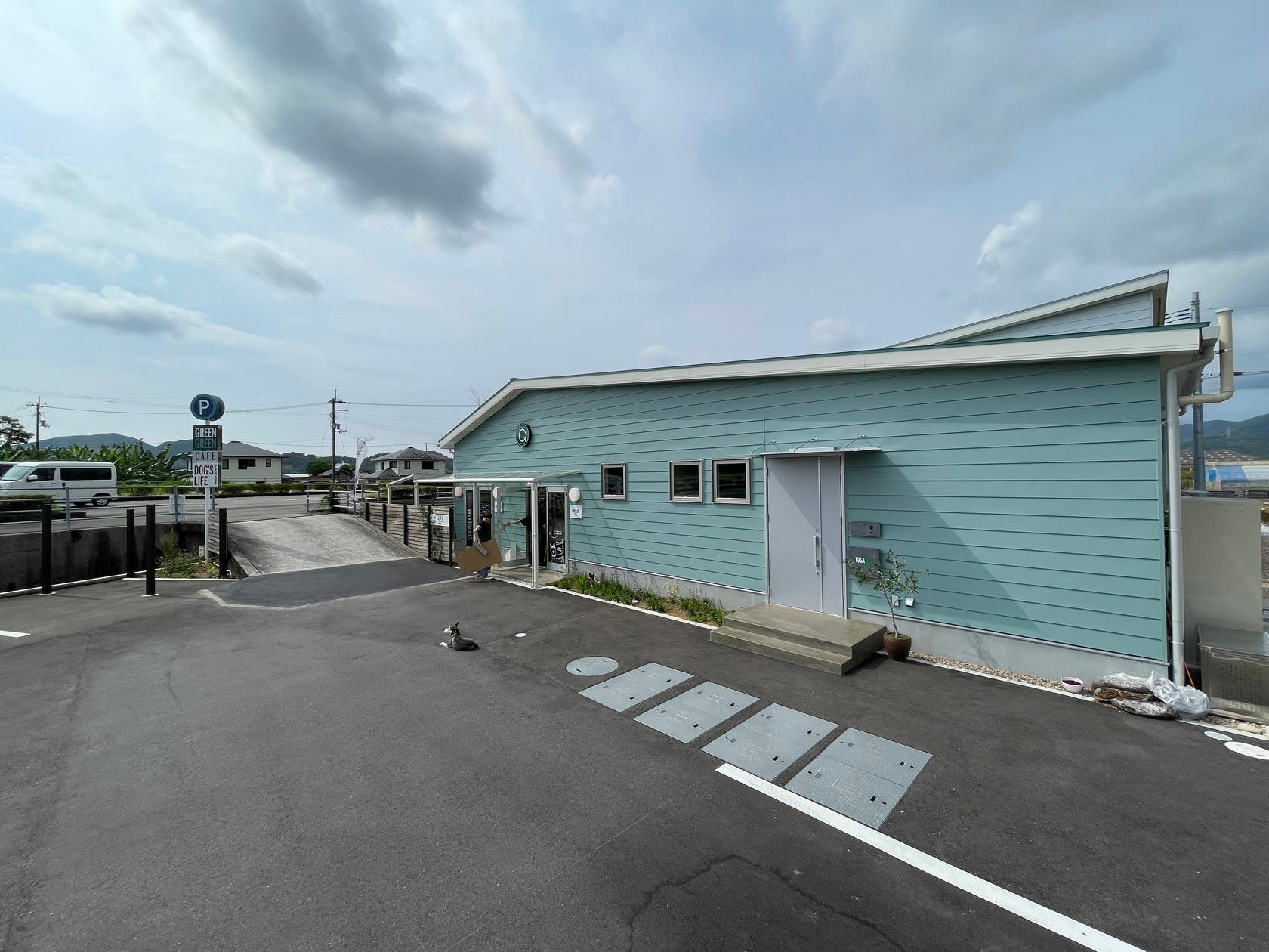 駐車場13台付　植物がいっぱいのスタイリッシュな内装とテラス席のあるカフェ　ワークショップ、セミナー、イベントスペースにの写真15