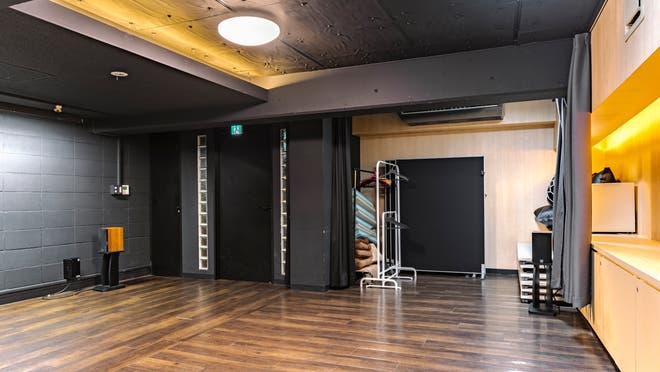 【中目黒駅5分】大迫力プロジェクター🎥映画鑑賞🎞ライブ配信📹防音🔈ギャラリーあるかぶるの写真8