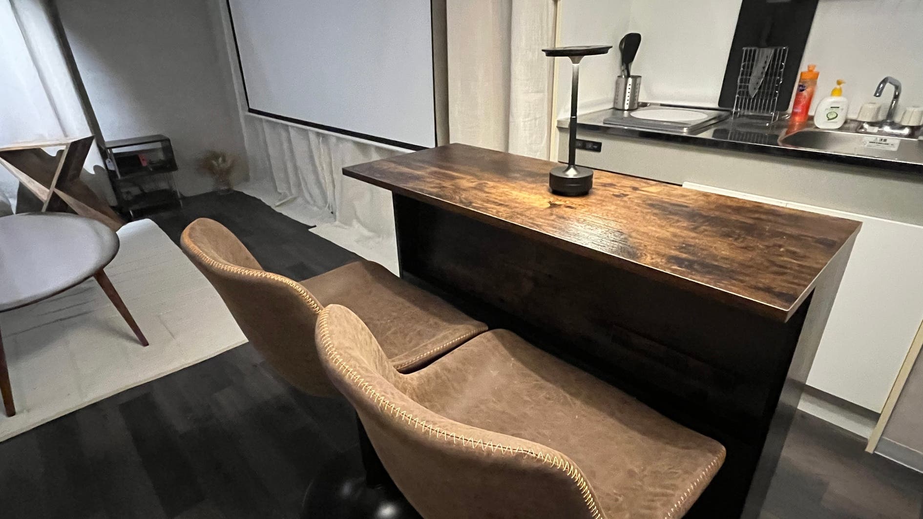 スペモ🥀デート💗プロジェクター🎥記念日🥂女子会💎映画鑑賞🎬️パーティ🥂撮影📸飲み会🍻848_Atelier町田の写真3