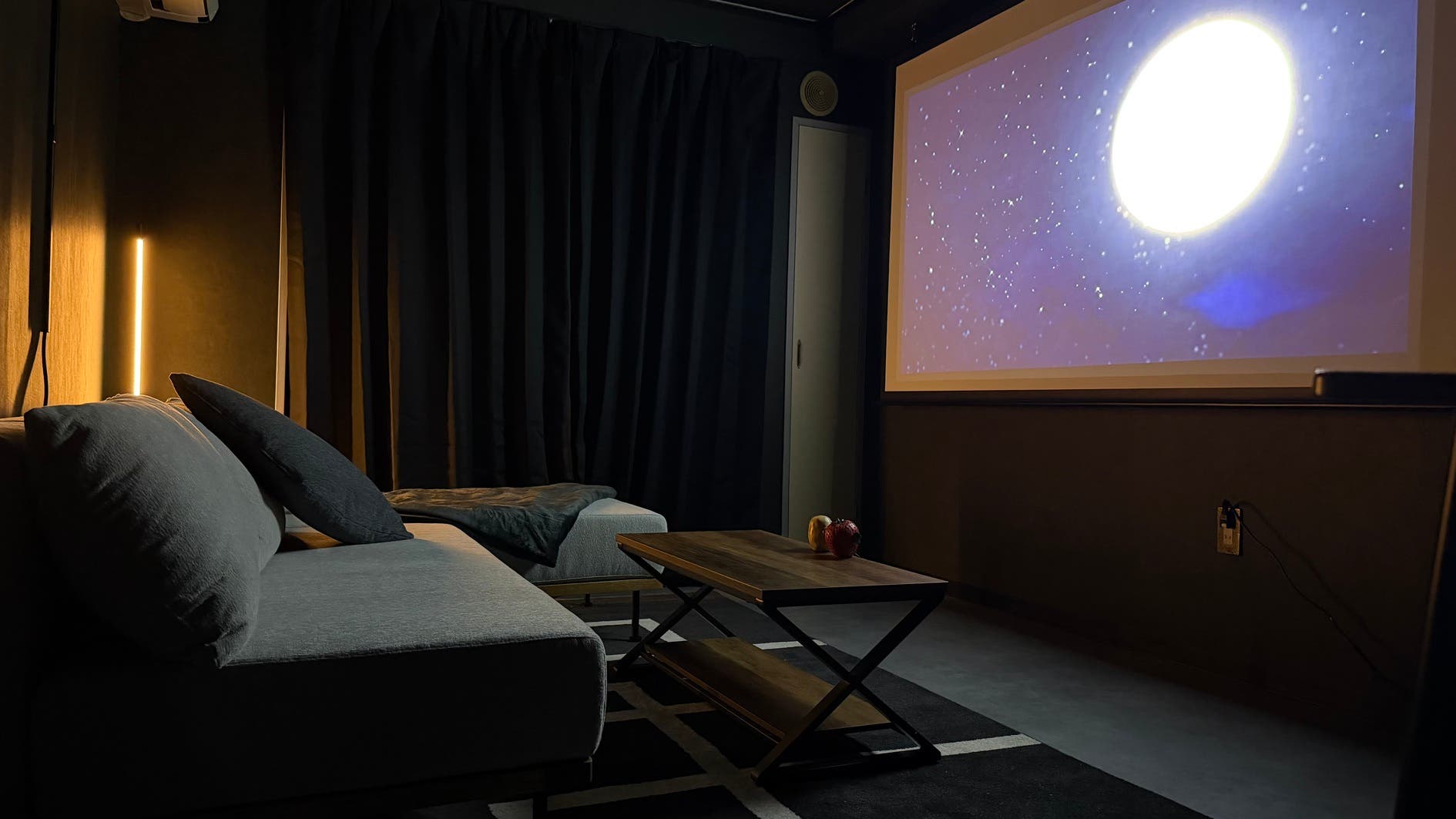 スペモ🎬おうち映画館🍿大画面スクリーン✨プロジェクター🎶女子会💗デート🌙849_CINEMA町田の写真1